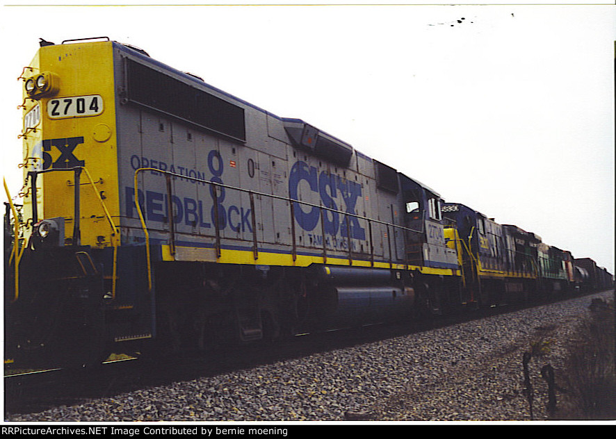 CSX 2704 2nd unit